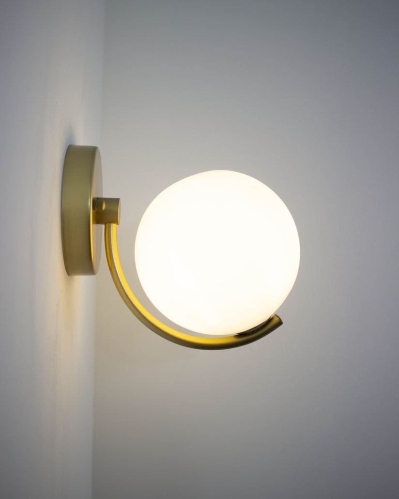 Lustre Arandela Nemo Bola Globo Dourado Vidro Fosco – IluminaMundo