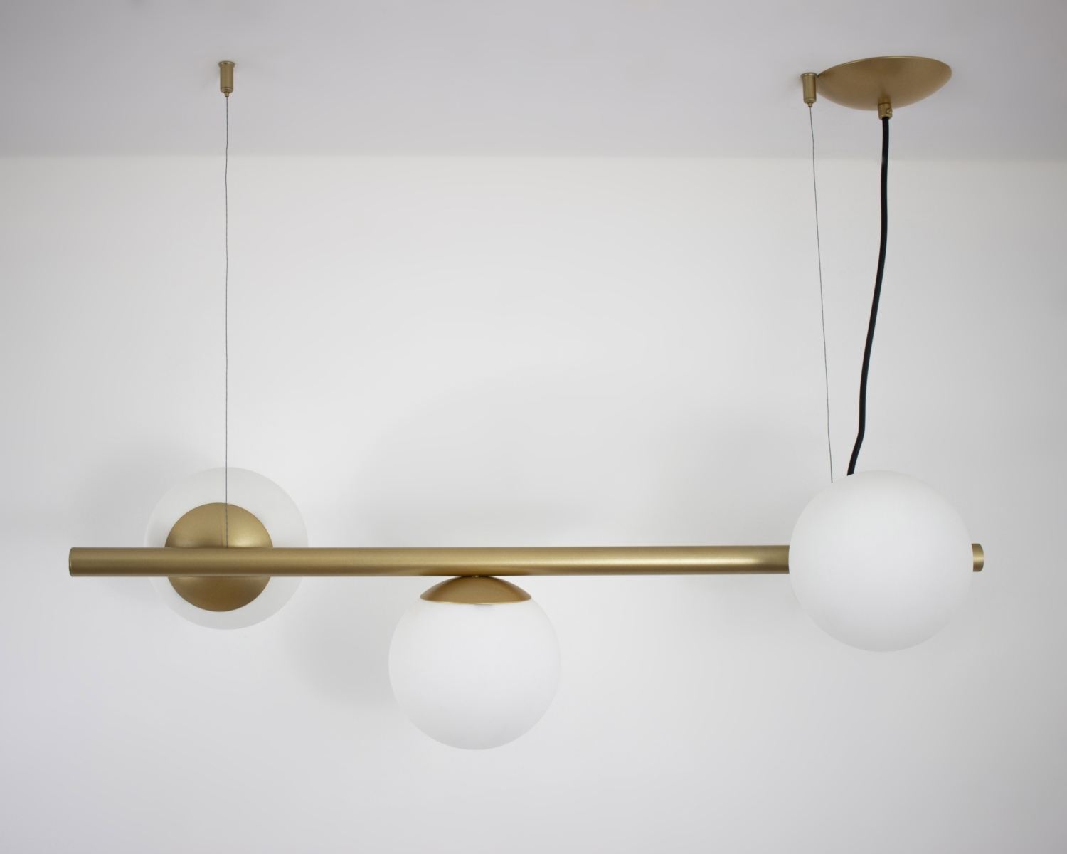 Lustre Pendente Century Bola Globo Dourado 733/3 SpotLine – IluminaMundo