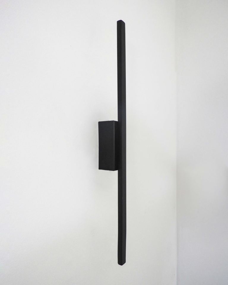 Lustre Arandela Linear Fit Slim 60cm Led 10W 3000K Preto 366 – IluminaMundo